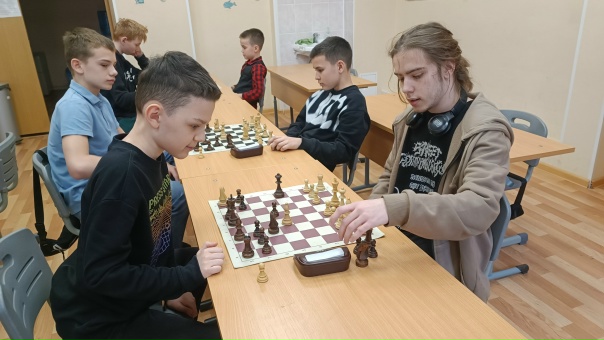 ♟В середине апреля состоялся первый этап Школьного турнира по шахматам